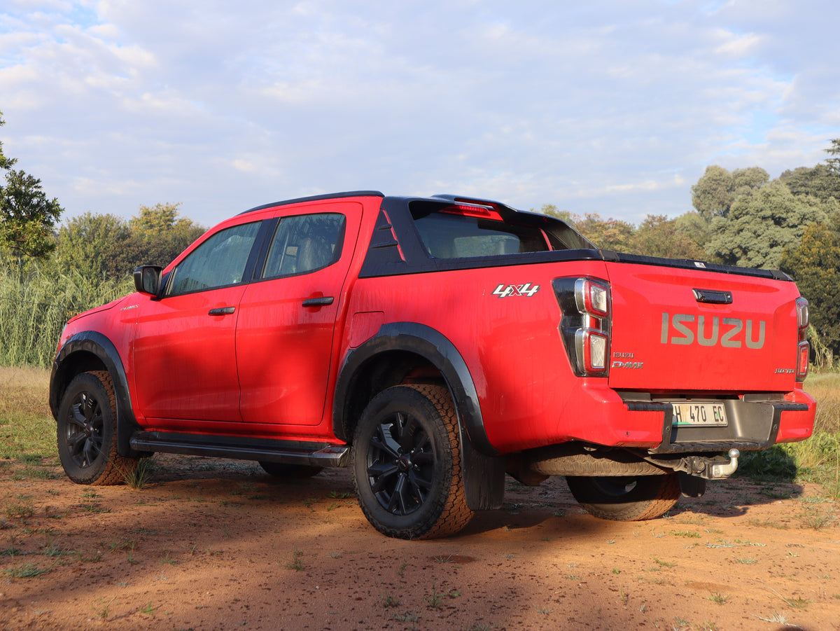 In Pictures: 2025 Isuzu D-Max V-Cross (Nogwaja) – iloveza.com
