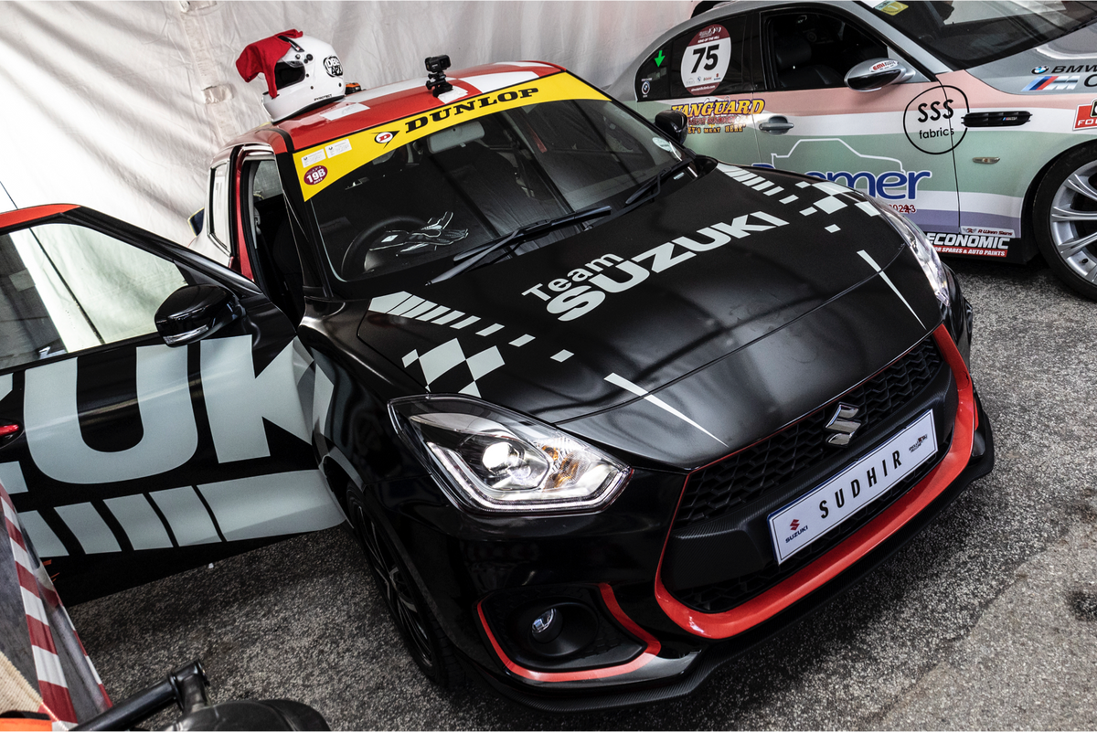 Suzuki exceeds all expectations on day one of racing – iloveza.com